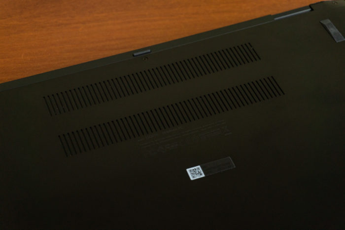 ASUS ZenBook Flip S (UX371EA) review – Top-Of-The-Line Transformer