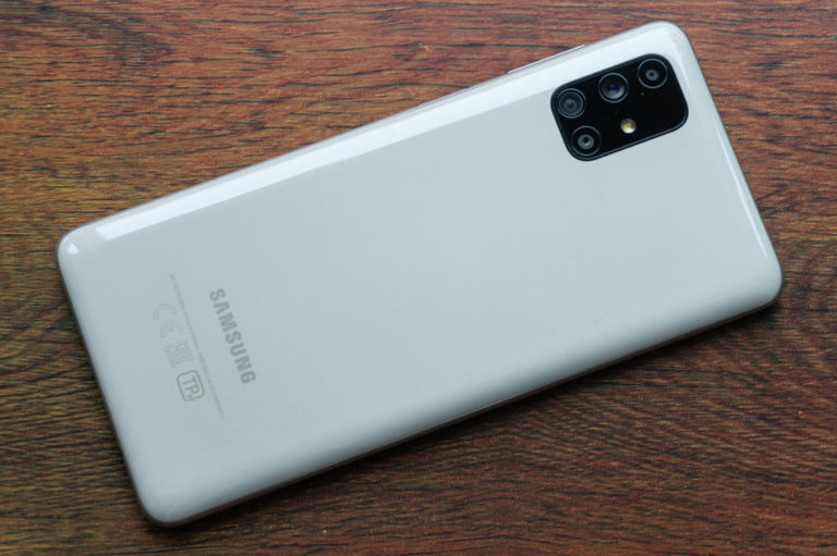 Samsung Galaxy M51 review. Smartphone with 7000 mAh battery