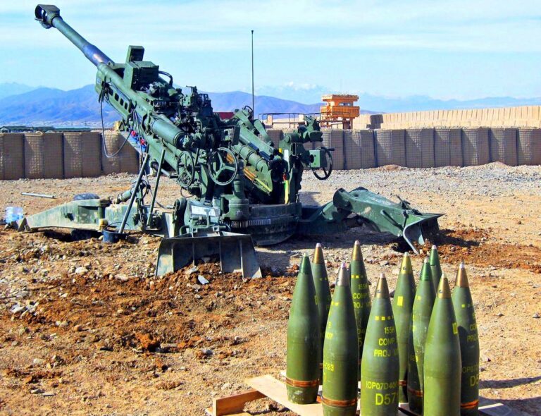 All about the 155mm M777 howitzer and M982 Excalibur guided projectile