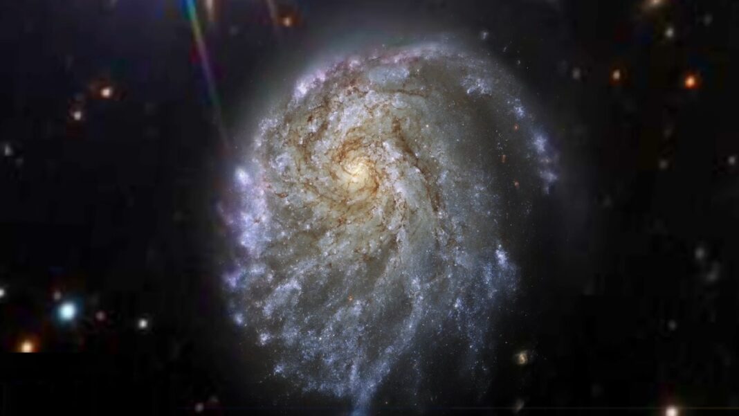 A strange spiral object was discovered in the center of the Milky Way