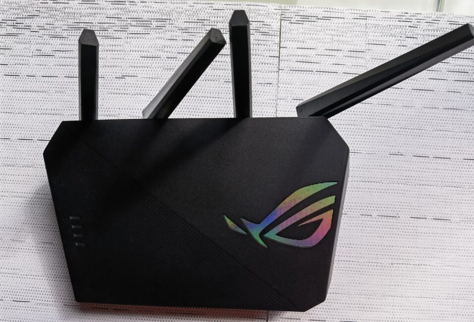 Огляд ігрового роутера ASUS ROG Strix GS-AX5400