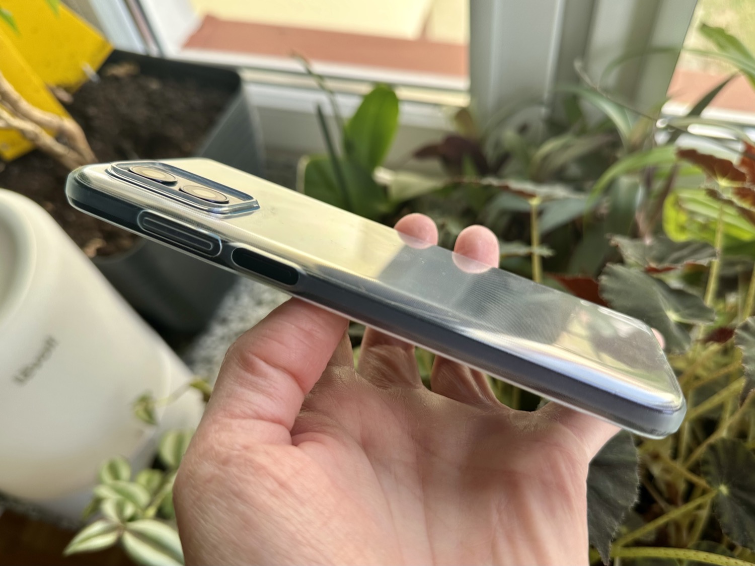 Motorola Moto G73 5G smartphone review