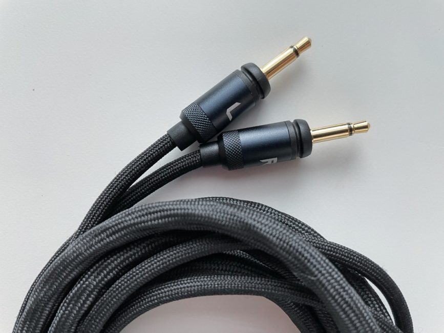 FiiO LL-RD 2024: First look at FiiO’s new flagship headphone cable ...