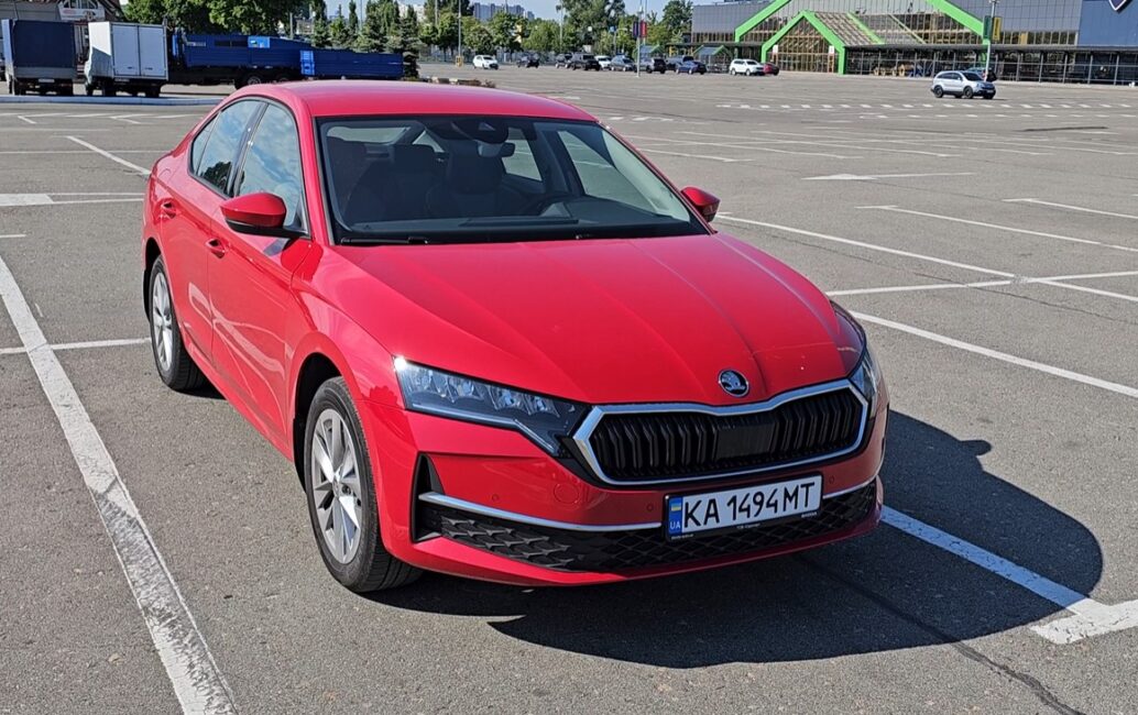 Test drive of Škoda Octavia A8 (2025) with 1.5 TSI m-HEV engine - Root ...