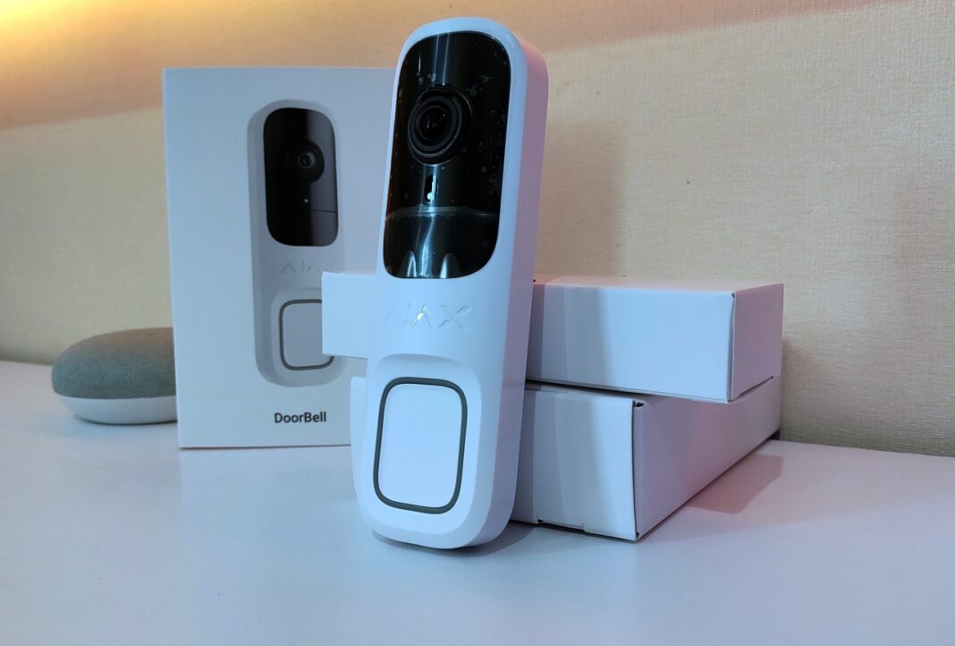 Ajax DoorBell: the smart video doorbell review- Root-Nation.com