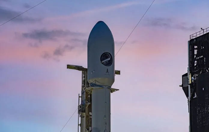 Spacex Hat Den Start Der Falcon Heavy Mit Dem X 37b Flugzeug Verschoben